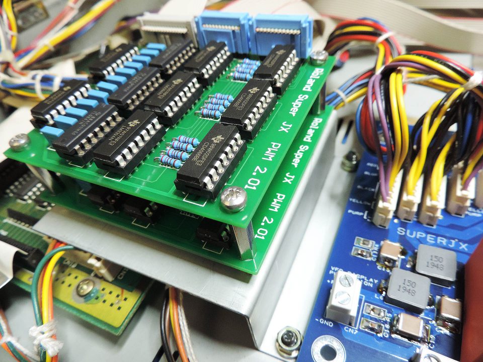 V02b Mounting Bracket for MKS-70 VFD Module - Plasma Music Limited